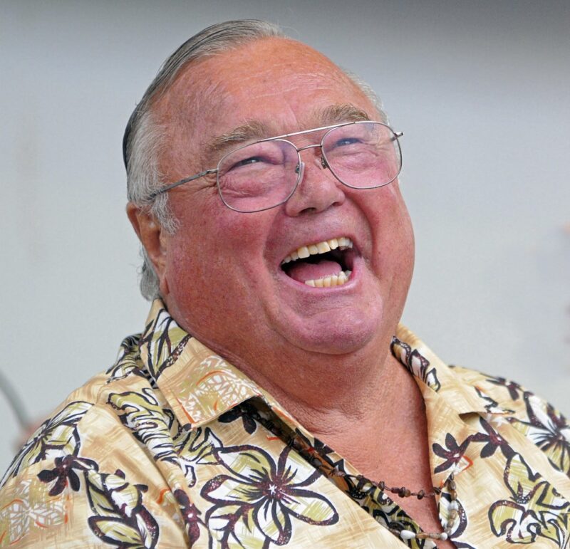 Greg Noll * – East Coast Surfing Hall of Fame